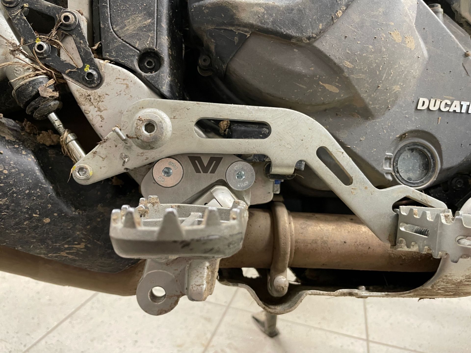 Muller Motorsport. Desert X Peg Stop Brake Lever Saver